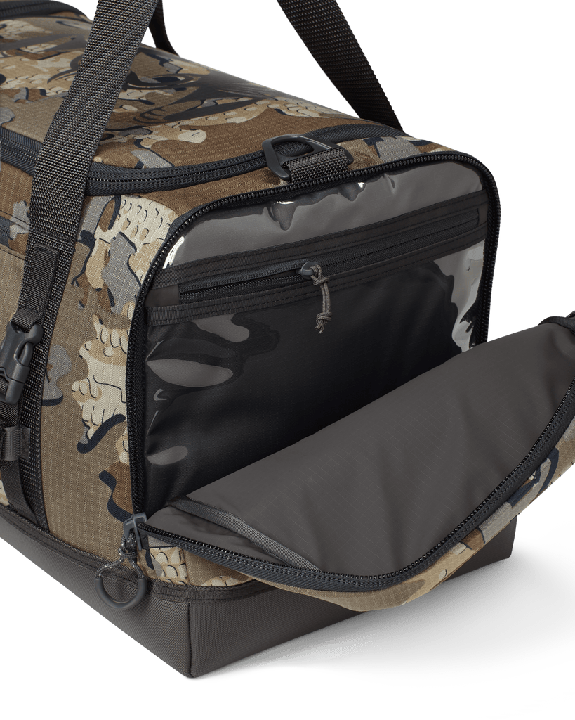 Distance Camo Duffel Bag - Valo Camouflage Pattern | KUIU